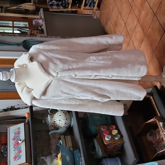 dennis basso | Jackets & Coats | Dennis Blasso Gold White Faux Fur Coat ...